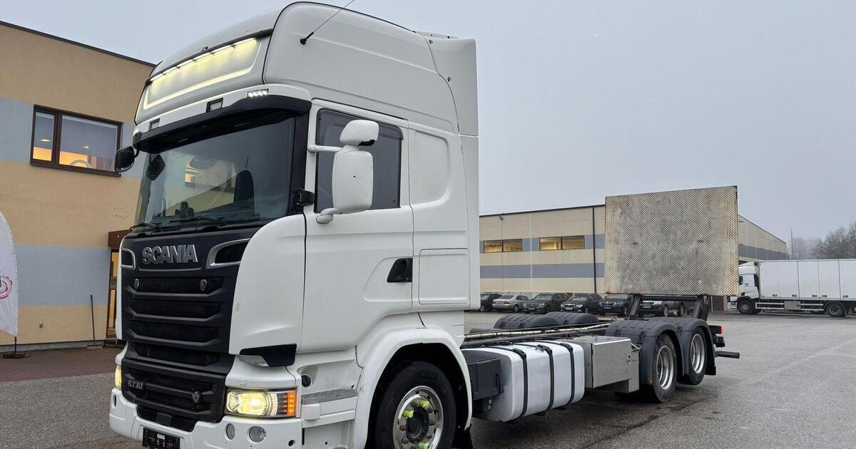 Müüa kasutatud sõiduk Scania R730 6x2 + RETARDER + TAILLIFT + EURO6