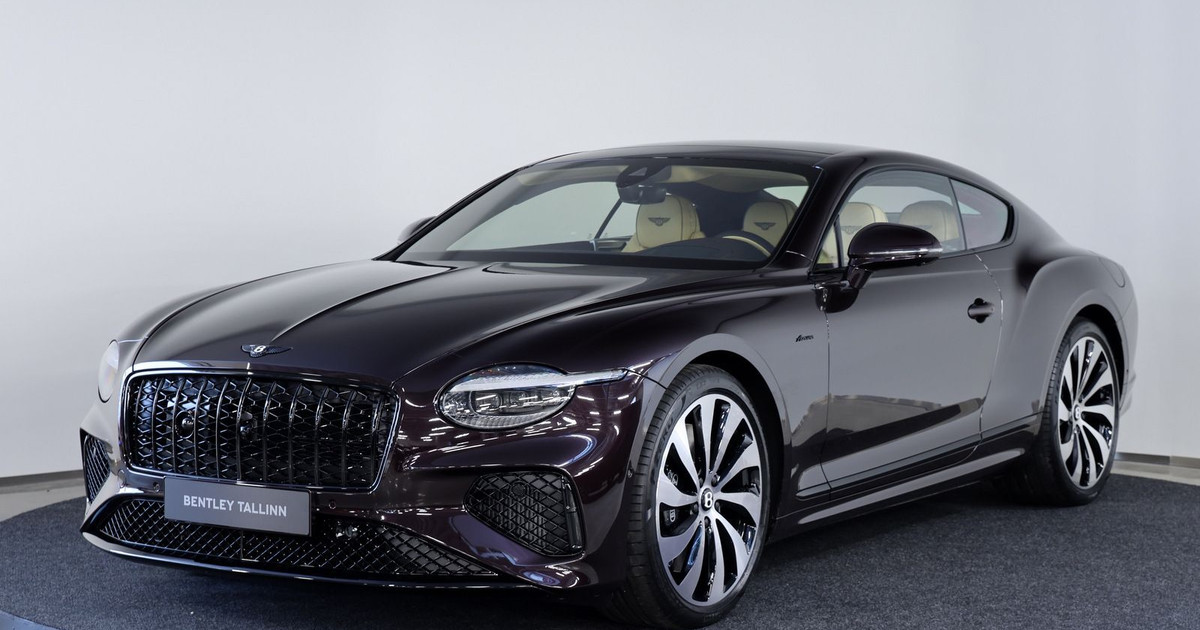 For sale used car Bentley Continental GT AZURE, 2026, 100 km, 4.0, 382