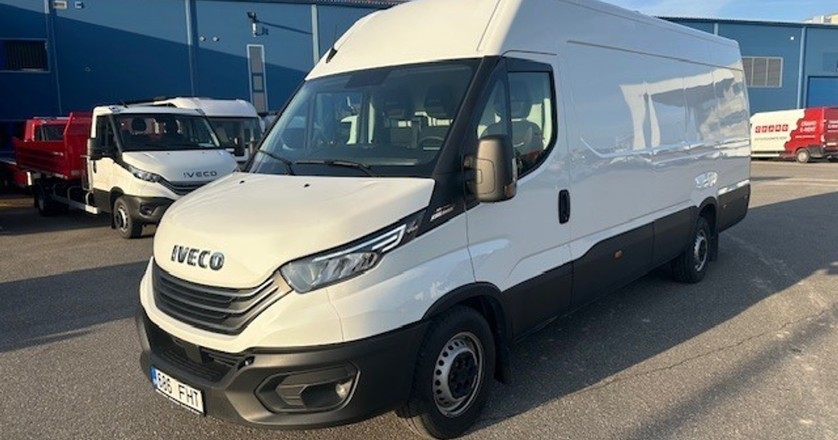 For sale used vehicle Iveco Daily 3518HA8 V Hi-Matic 16m, 2024, 65 000